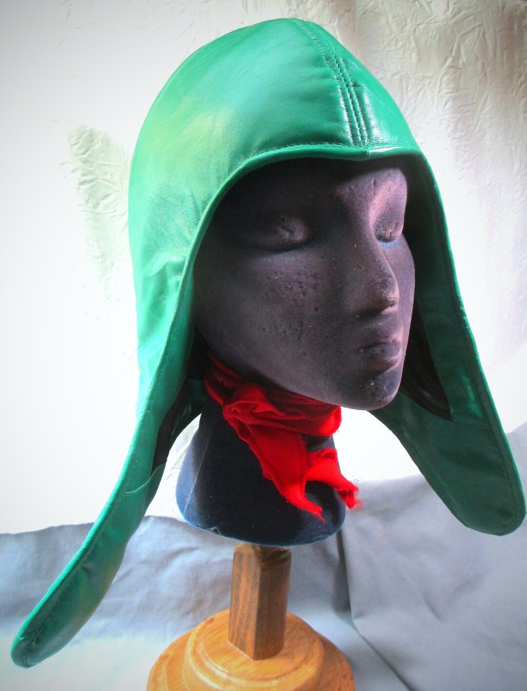 Diablo II shako Cosplay Hat, Green Lambskin Leather W/ Hit Points Label ...