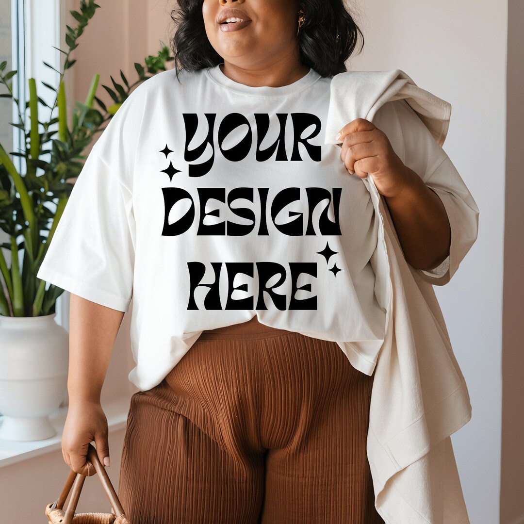 Plus Size Black Model T-shirt Mockup ,high Quality,creative Projects ...