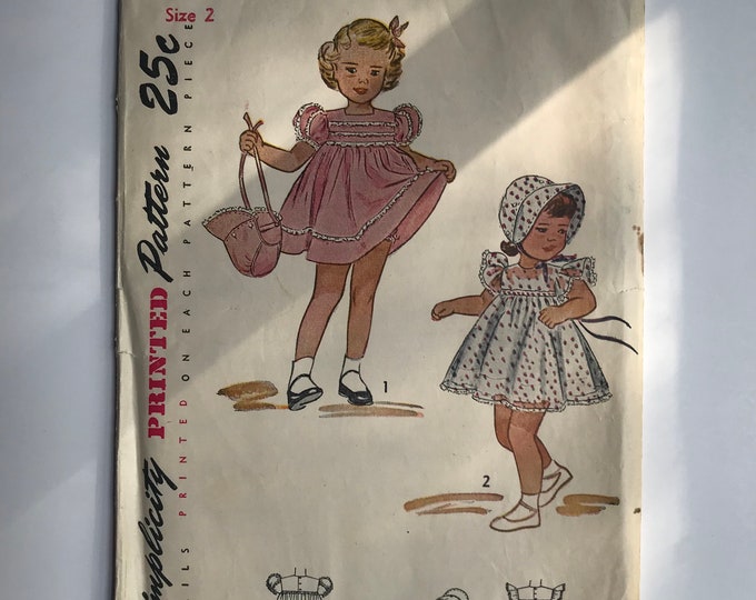 1950s Simplicity Sewing Pattern 2788 / Childs Girls Dress / Short ...