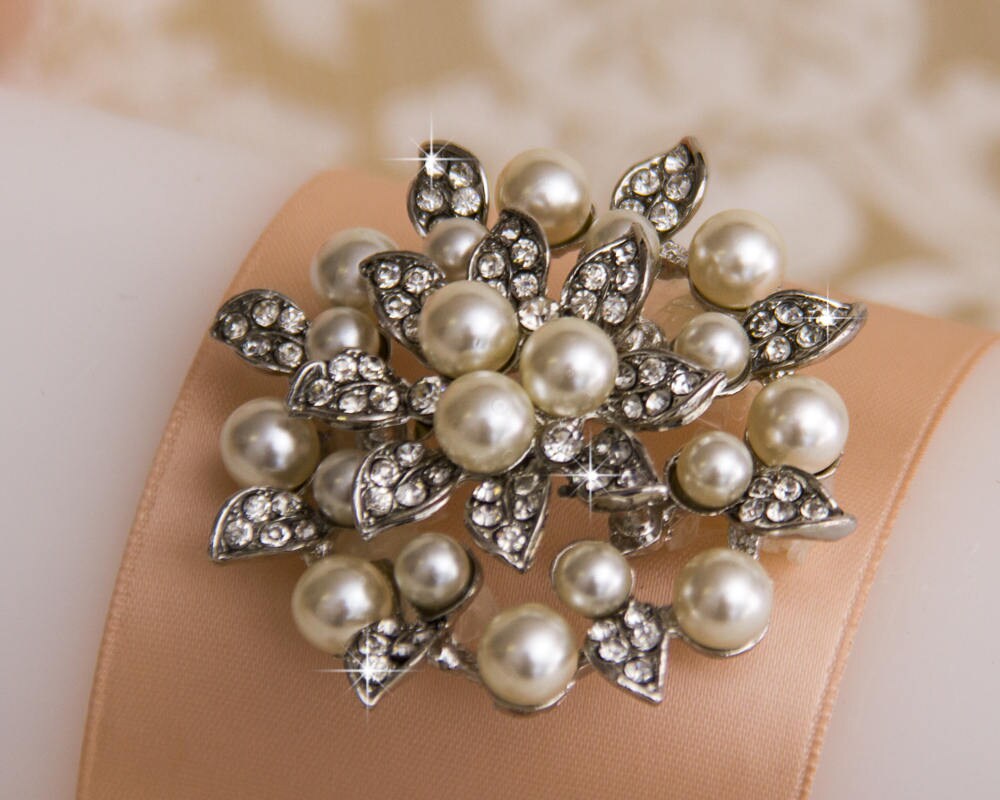 CLOSING SALE Large Pearl Brooch Rhinestone Crystal Brooch Wedding ...