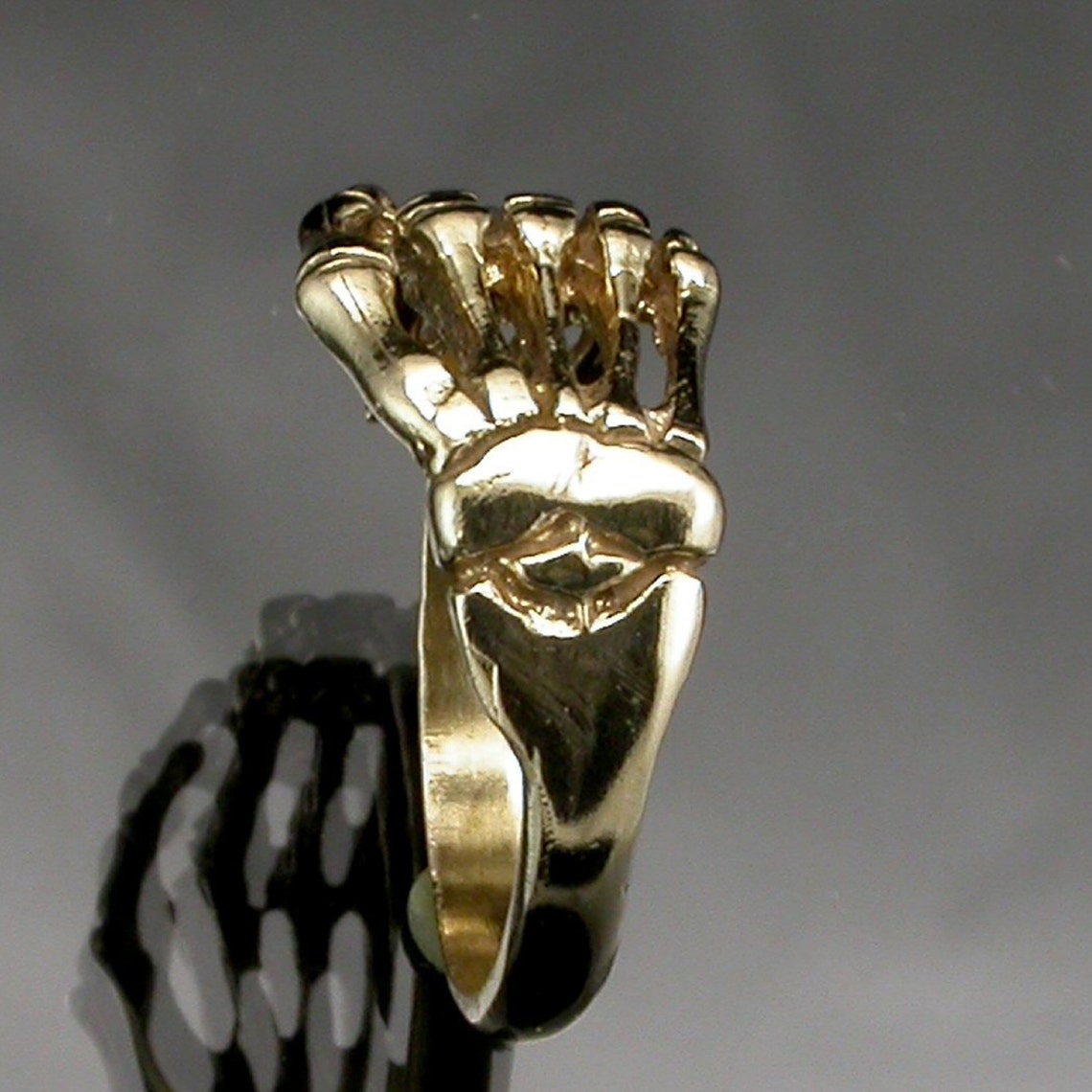 14k Gold Skeleton Hand Ring - Etsy