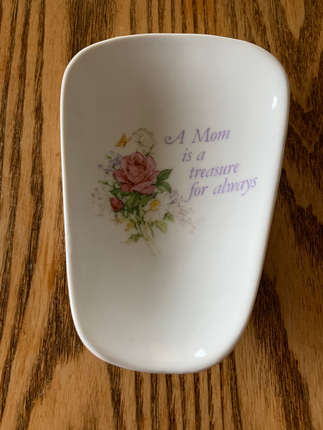 Ceramic Spoon Rest With Mom Saying 5 Inches Long and 3 1/2 Inches Wide ...