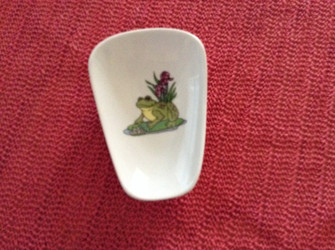 Ceramic Spoon Rests With a Cute Frog 5" Long and 3 1/2 Inches Wide at ...