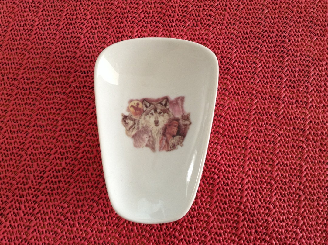 Ceramic Spoon Rest With a Wolves Scene 5" Long and 3 1/2 Inches Wide at ...