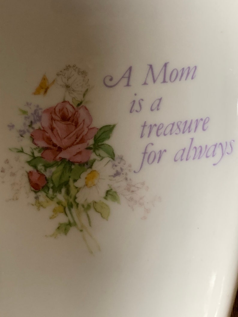 Ceramic Spoon Rest With Mom Saying 5 Inches Long and 3 1/2 Inches Wide ...