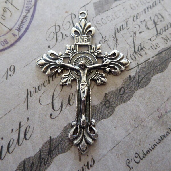 Italian Crucifix - Etsy