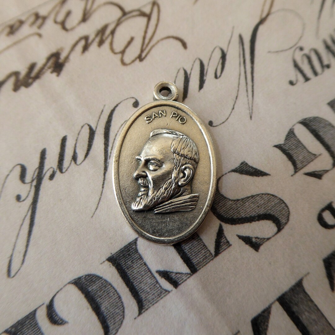 San Padre Pio Spanish Miraculous Medal: Italian Religious Patron Saint ...