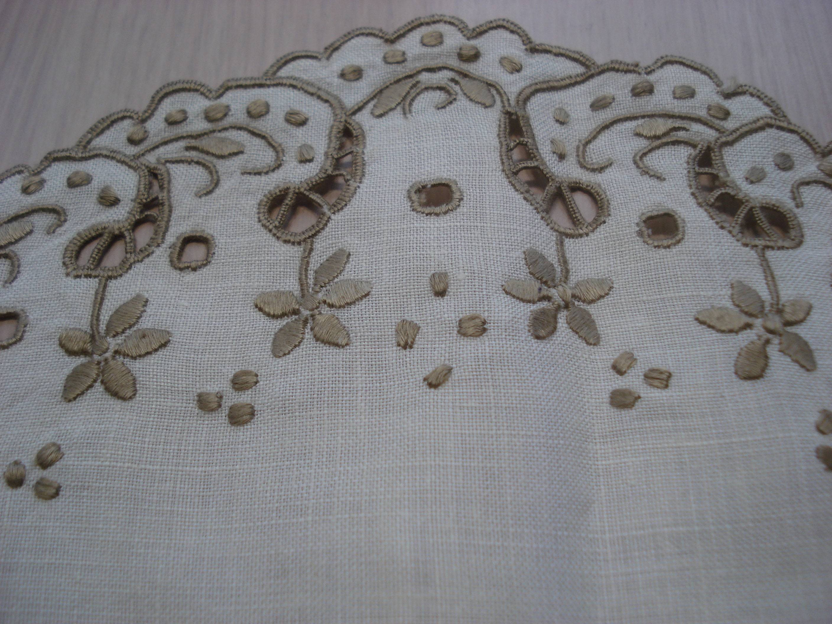 Vintage Madeira Centerpiece Cutwork Embroidery White Linen - Etsy