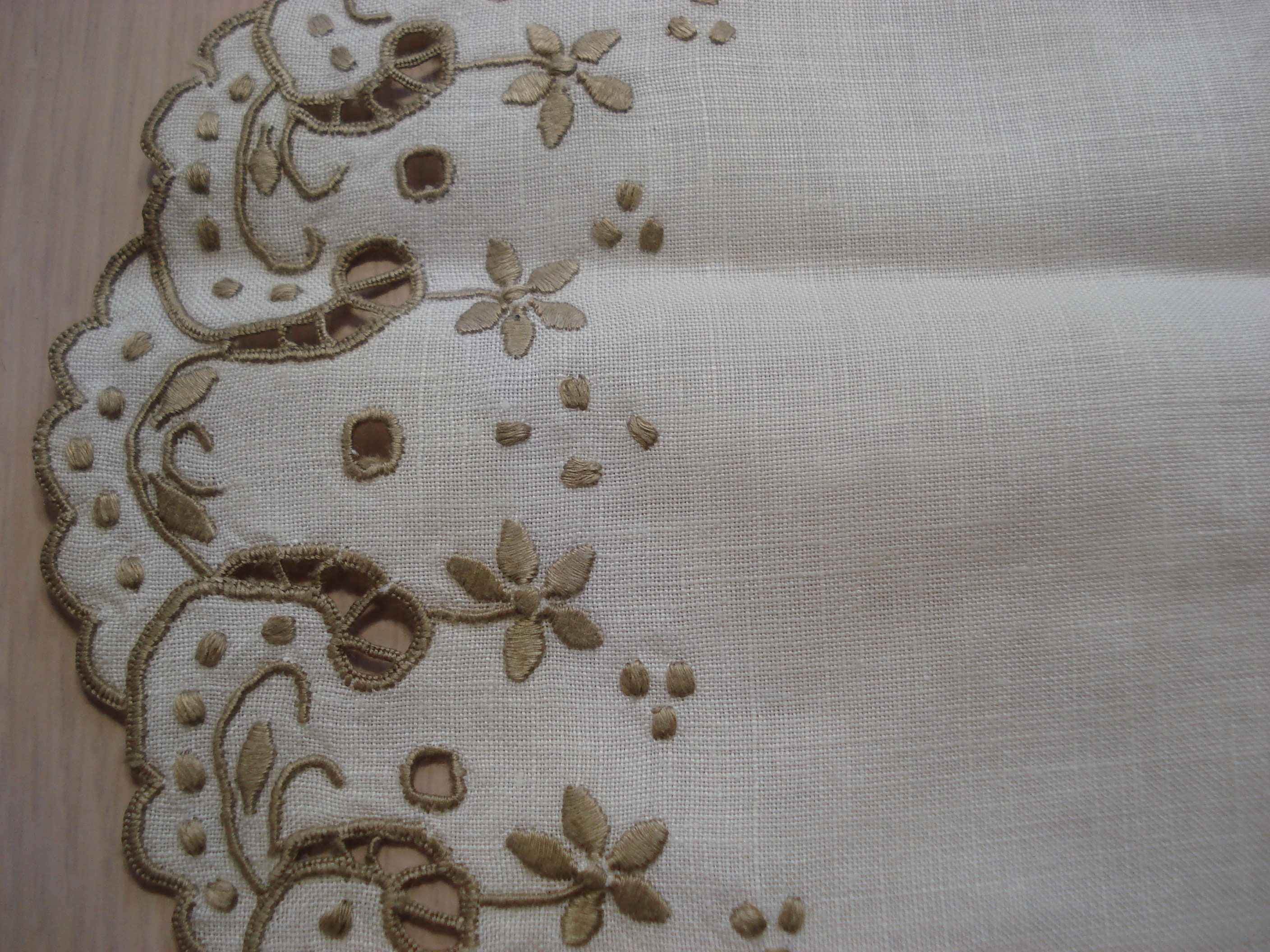 Vintage Madeira Centerpiece Cutwork Embroidery White Linen - Etsy