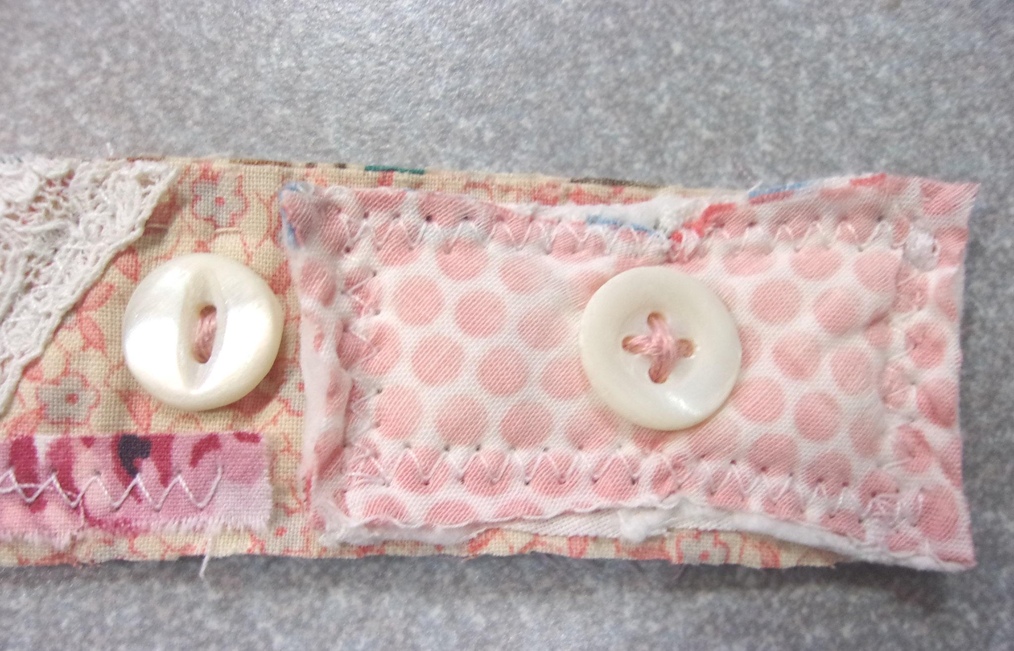 Vintage Fabric Snippet Roll – Lace, MOP Buttons, Junk Journal - #4 - Etsy
