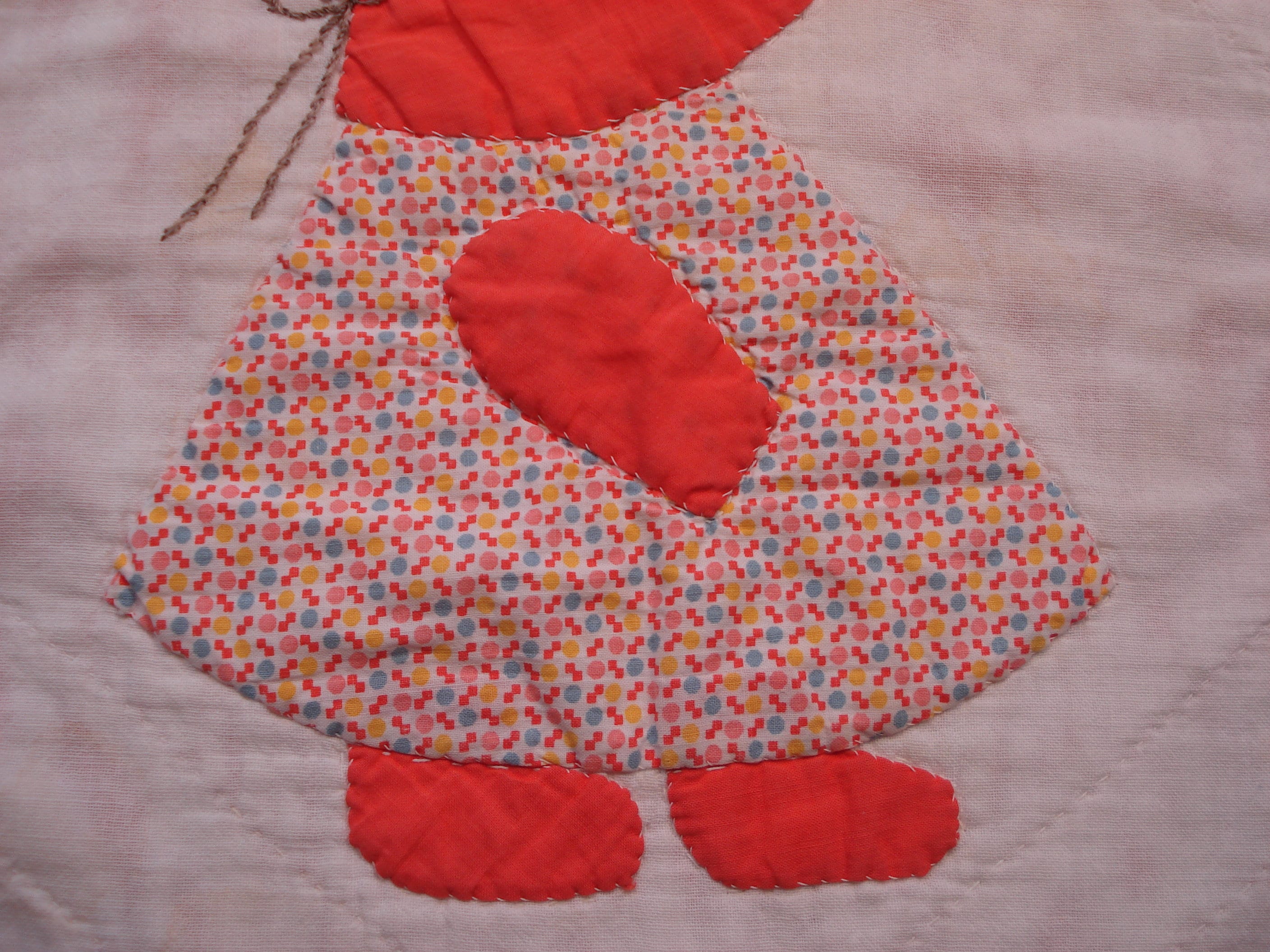 Cute Vintage Sunbonnet Sue Appliqued Quilt Block - Patterned Dress ...
