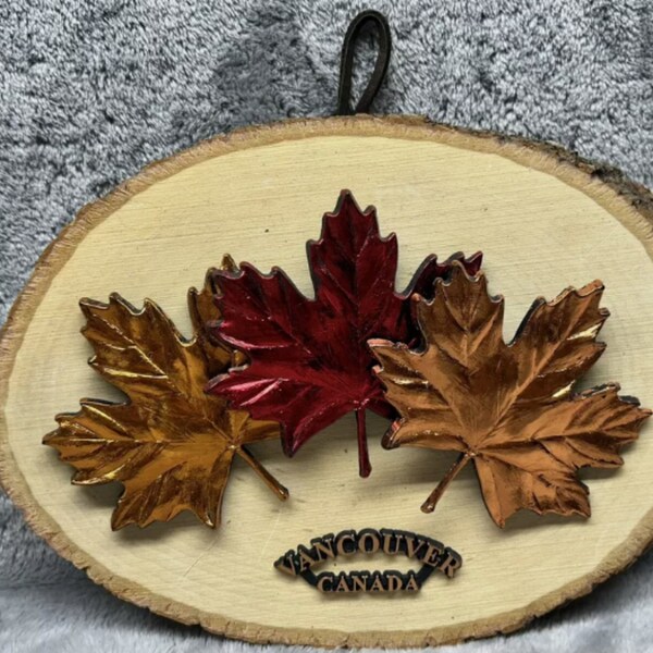 Maple Leaf Wall Plaque - Etsy