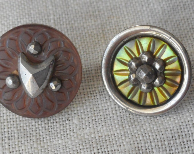 2 ANTIQUE VINTAGE 9/16"-5/8" Cut Steel Pin Shank & Carved Mother of ...