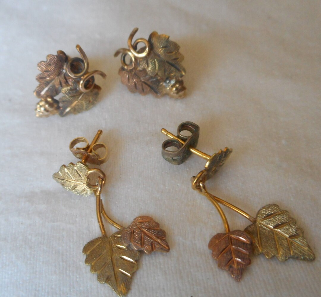 2 Pair Vintage Black Hills Gold Leaf Post & Dangle Costume Clothing ...
