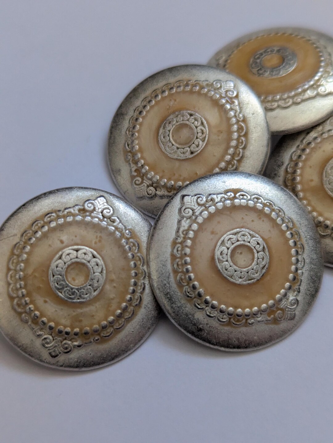 Set/ 6 VINTAGE 1 1/8” Silver & Tan Tint Solid Metal Costume Clothing ...