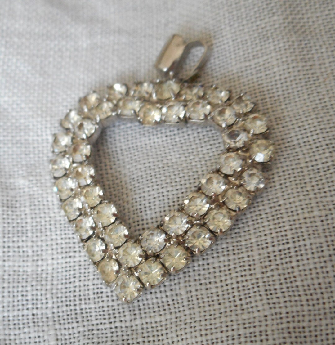 VINTAGE Silver Metal Open Heart Clear Rhinestone 1 1/16" Costume ...