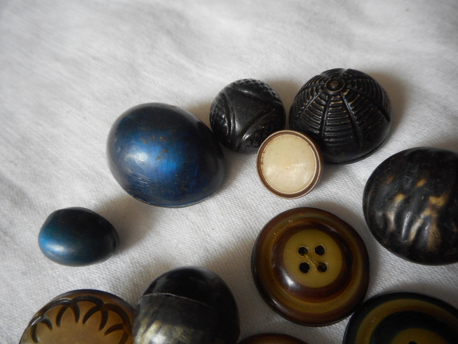 Lot/ 13 VINTAGE 1/21 1/8 Celluloid & Plastic | Etsy