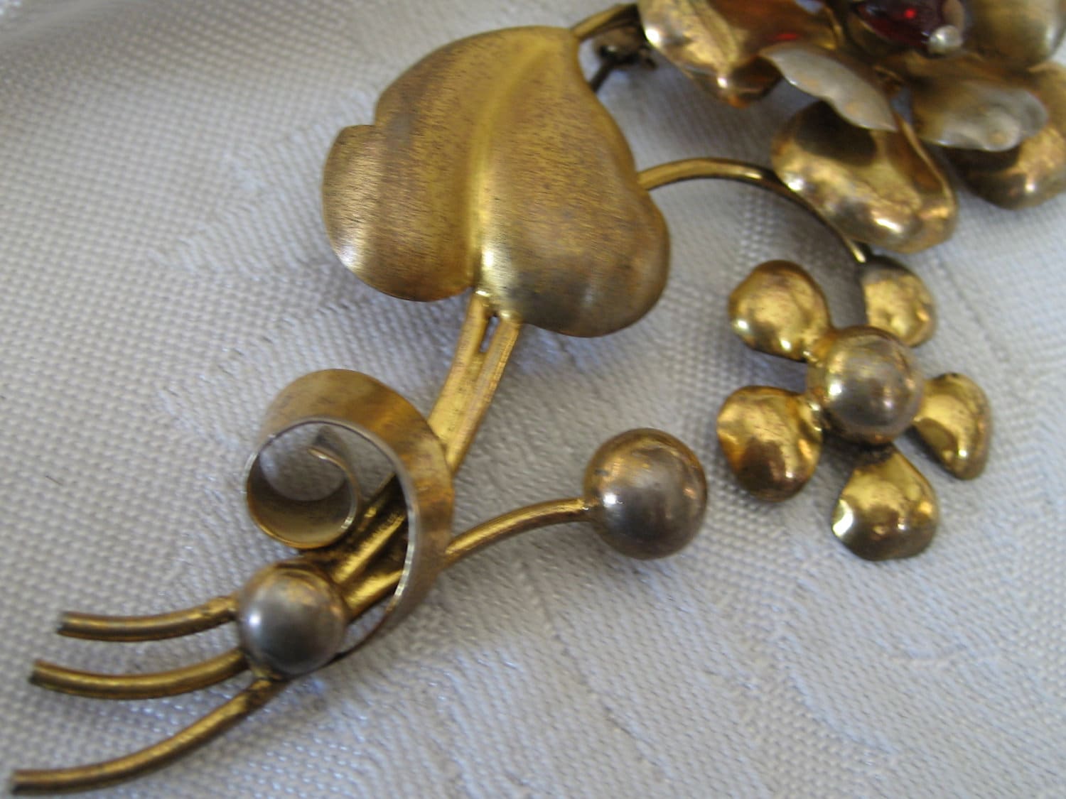 Large VINTAGE Gold Metal Flower Spray Costume Clothing - Etsy