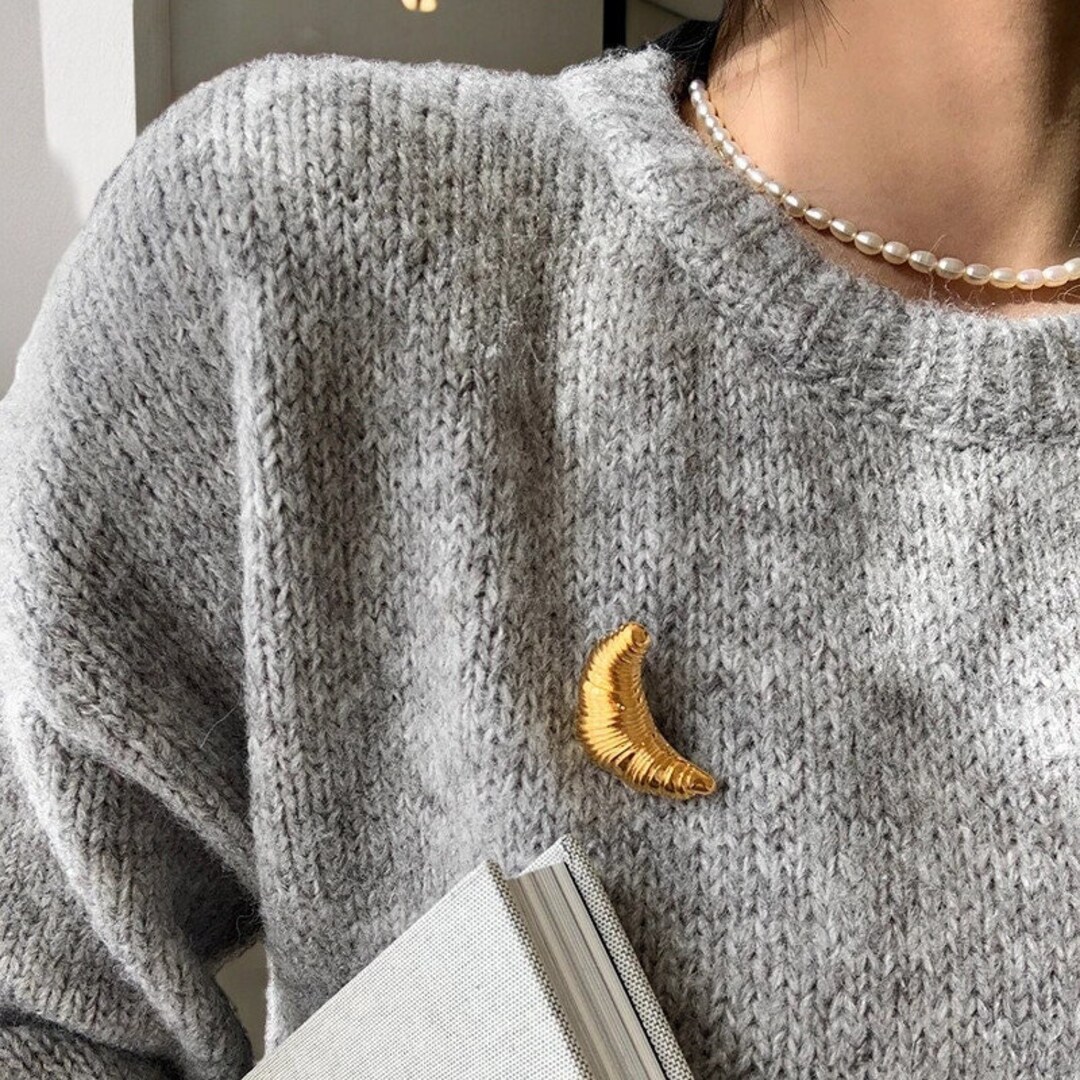 Croissant Pin, Food Enamel Pin, Croissant Brooch, Gold-silver Croissant ...