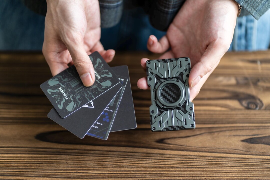 Personalized Wallet ,men's Wallet With AirTag Clip,credit Card Clip ...