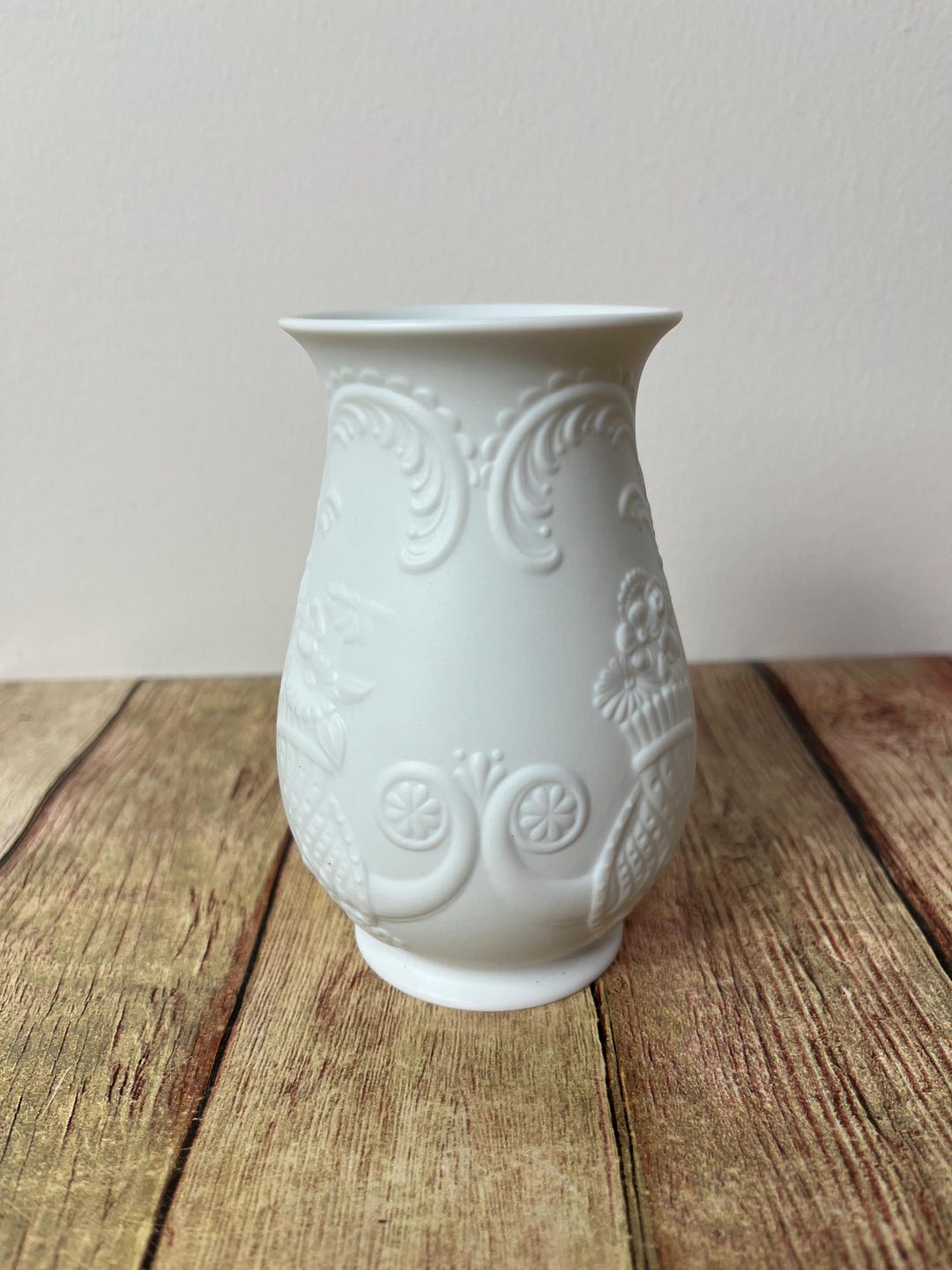 Vintage Kaiser White Bisque Porcelain Vase 4.5 Tall, Embossed Floral ...