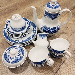 Vintage Set of Nineteen Pieces KAHLA Made in GDR China Tea Set: Teapot, Sugar Bowl, Creamer, 5 ...