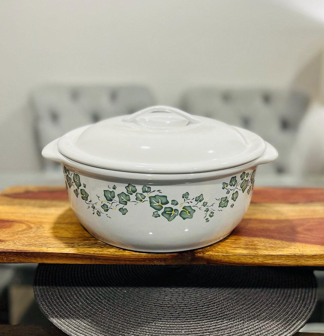 Corelle White 2 1/2 Qt - 2.37 L Handled Casserole Dish With Lid Green ...