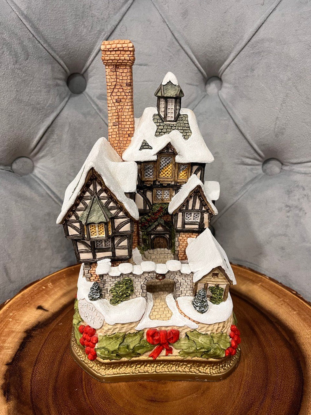 David Winter Cottages the Scrooge Family Home Premier Limited Edition ...