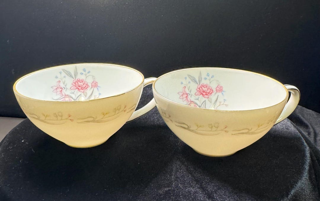 Meito China Mayfair Tea Cups - Floral (2) Vintage - Etsy
