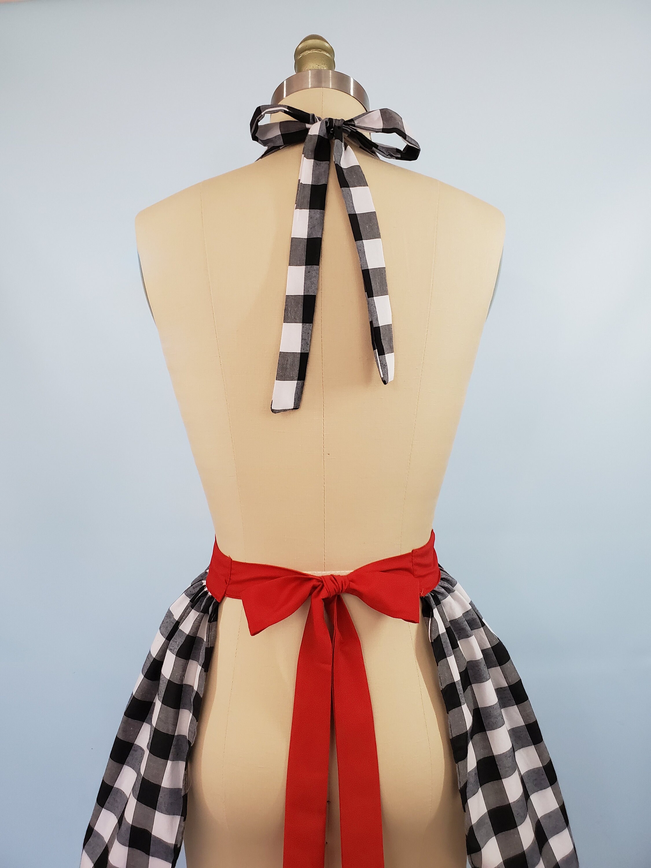 Farmhouse Apron Farmhouse checkerboard apron holiday | Etsy