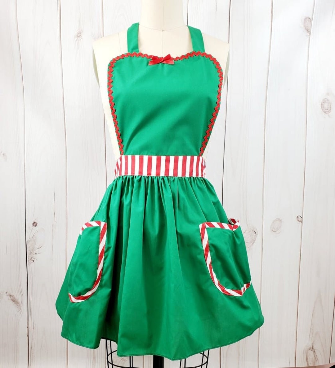 CHRISTMAS Apron With Candy Cane Stripe Trim, Womens Full Apron in Green ...