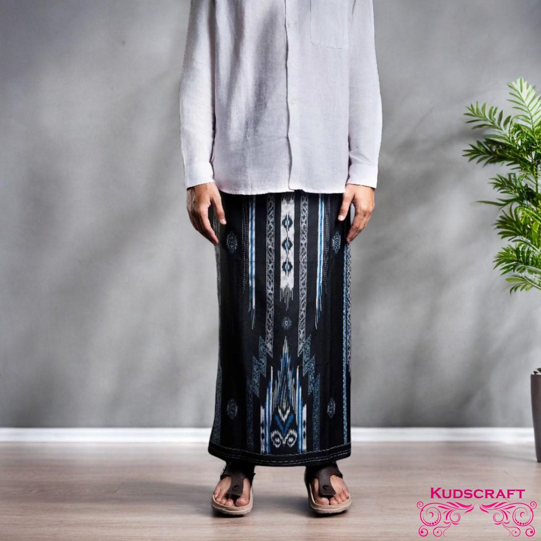 Al Anbiyaa Sacred Weave A Refined Sarong for Moments of Worship, Batik ...