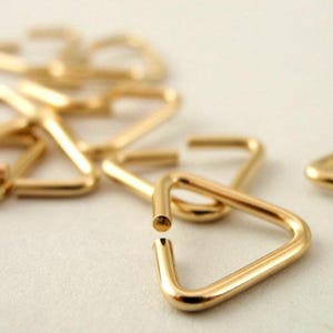 Triangle Jump Ring Beautiful Gold Silver Bronze Plate Dull Silver Bail ...