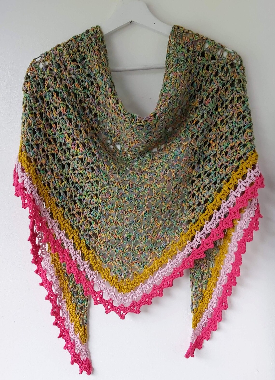 Crochet Triangle Shawl Pattern: Easy Lace Stitch (PDF) - Etsy