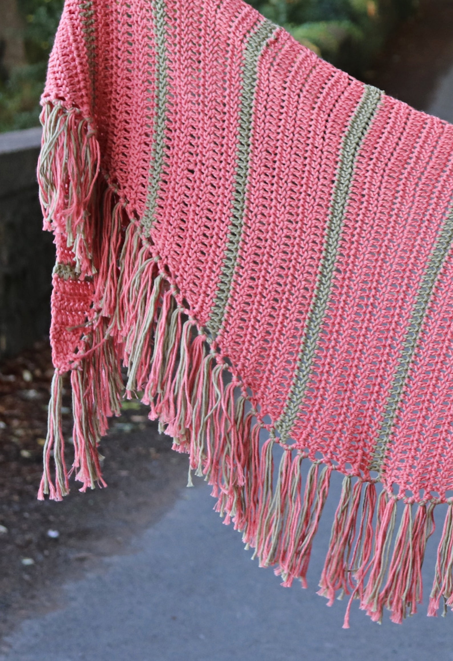 Crochet Shawl With a Fringe Easy Beginner Pattern - Etsy