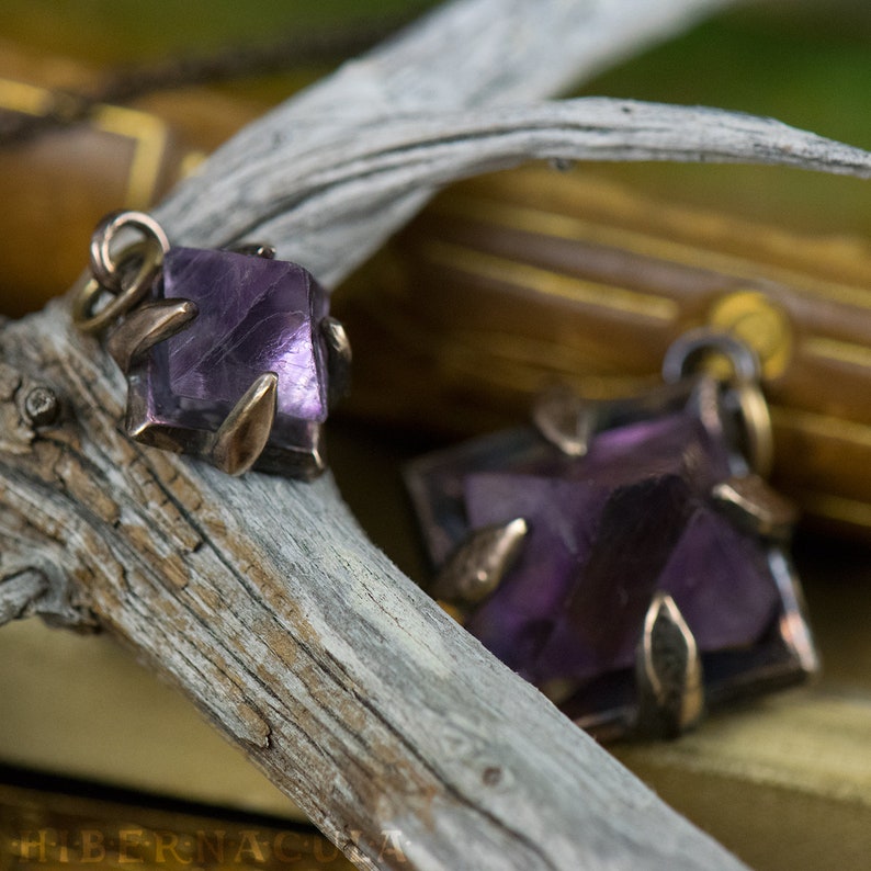 Focus Crystal Raw Teal or Purple Fluorite Octahedron - Etsy
