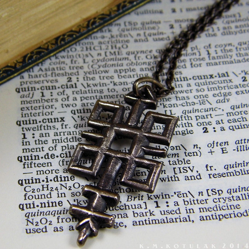 Quincunx -- Pendant in Bronze or Silver - Etsy