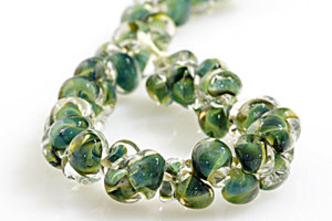 10 Reptile Green Teardrop Handmade Lampwork Beads - 11mm (21107) - Etsy