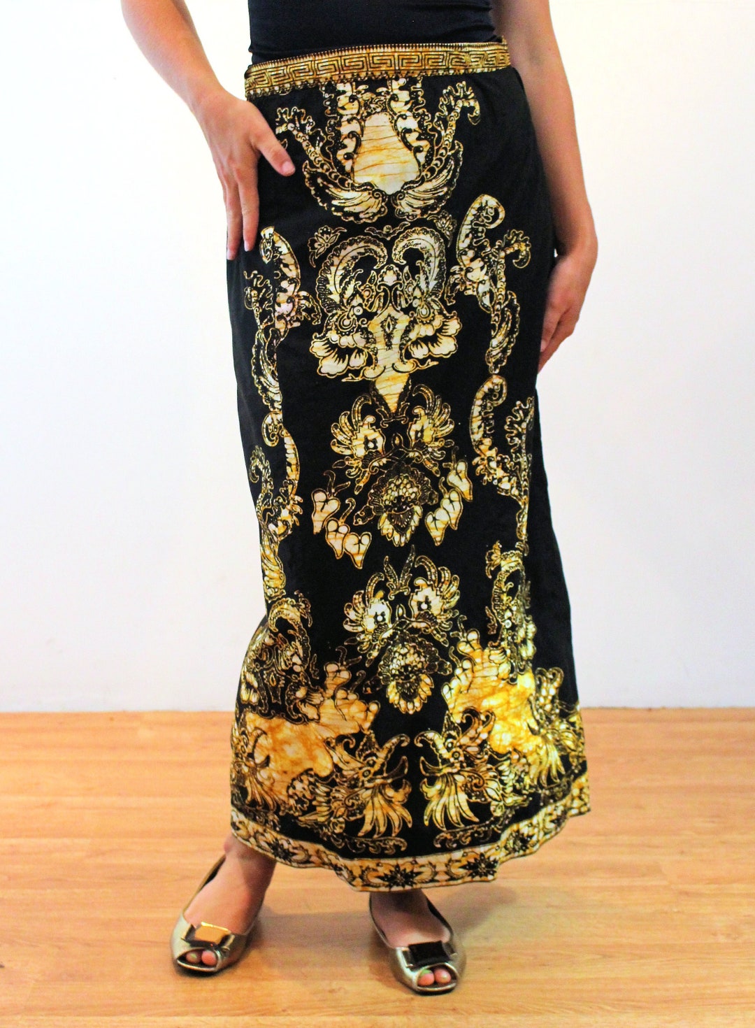 80s Baroque Print Maxi Skirt M, Vintage Greek Key Print Black Gold ...