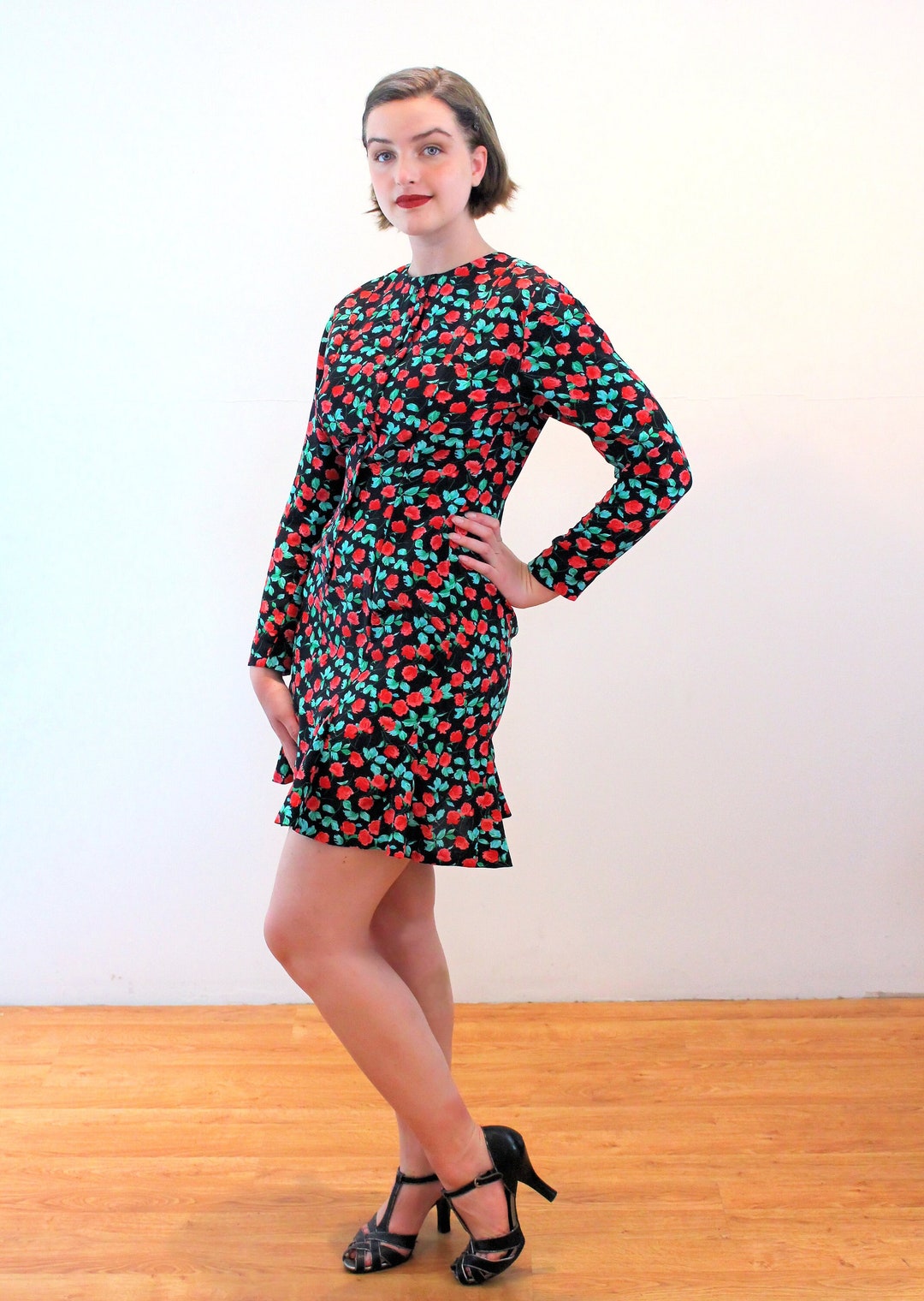 90s Roses Print Mini Dress S M, Vintage Black Red Floral Crepe Flirty ...