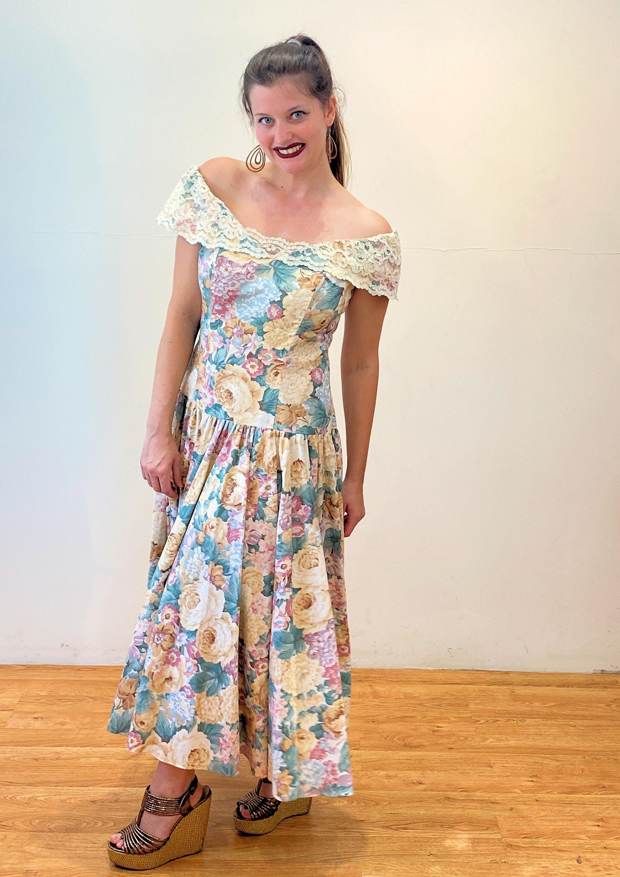 Interesting Info About Vintage Lanz Dress