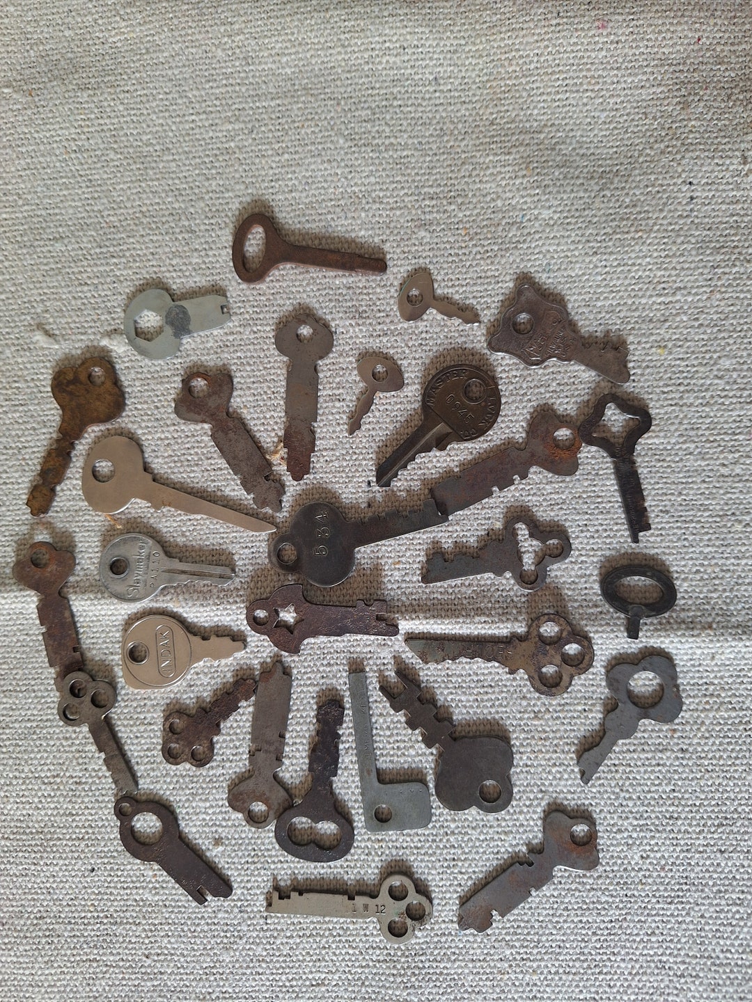 Package of 30 Unique Keys, Some Antique Keys, Some Vintage Keys. Great ...