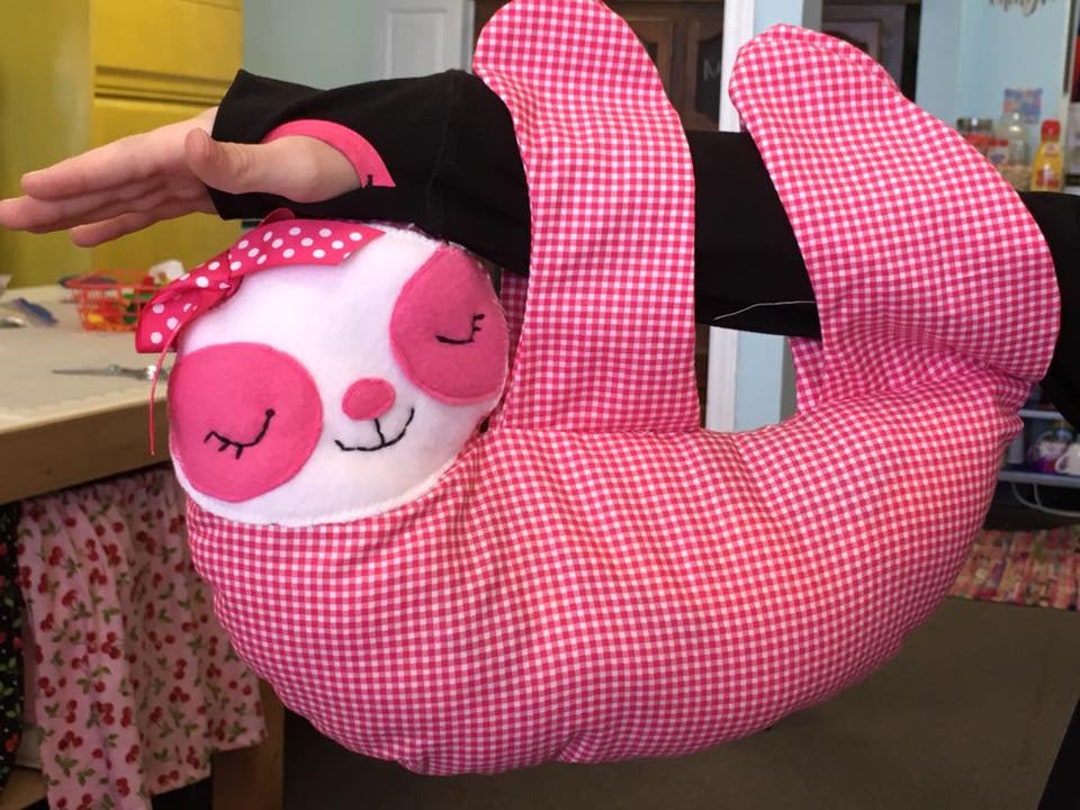 Sloth Plushie Kit: Fabric, PDF Pattern & Tutorial - Etsy