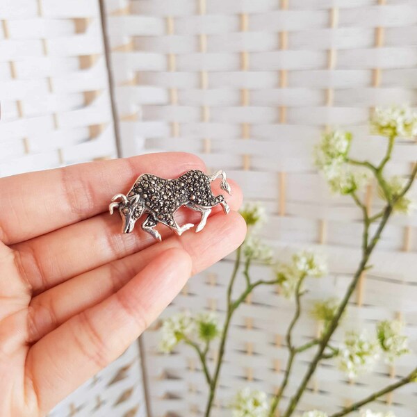 Bull Brooch - Etsy