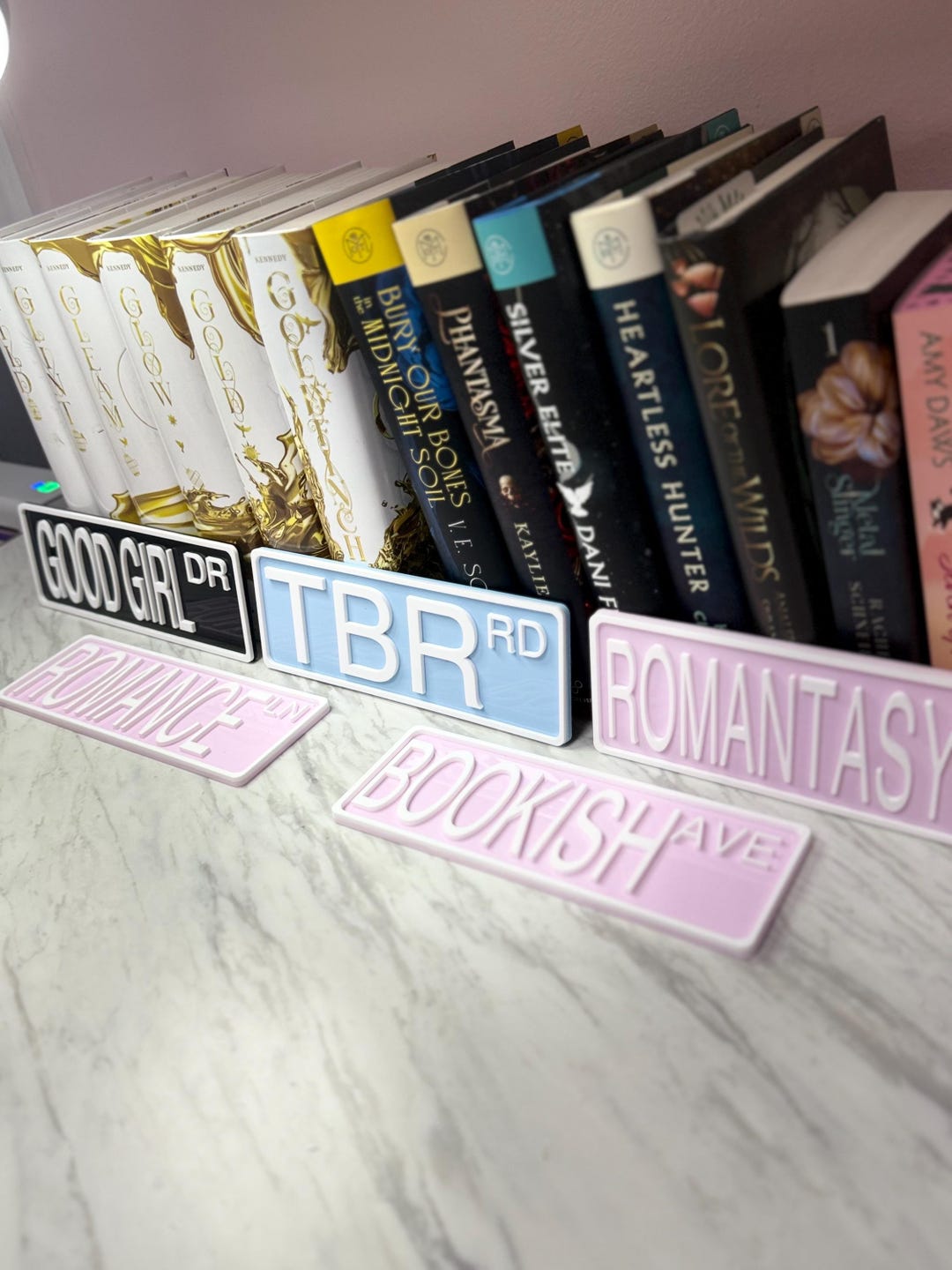 Bookish Street Signs: Romantasy, TBR, Bookshelf Decor - Etsy