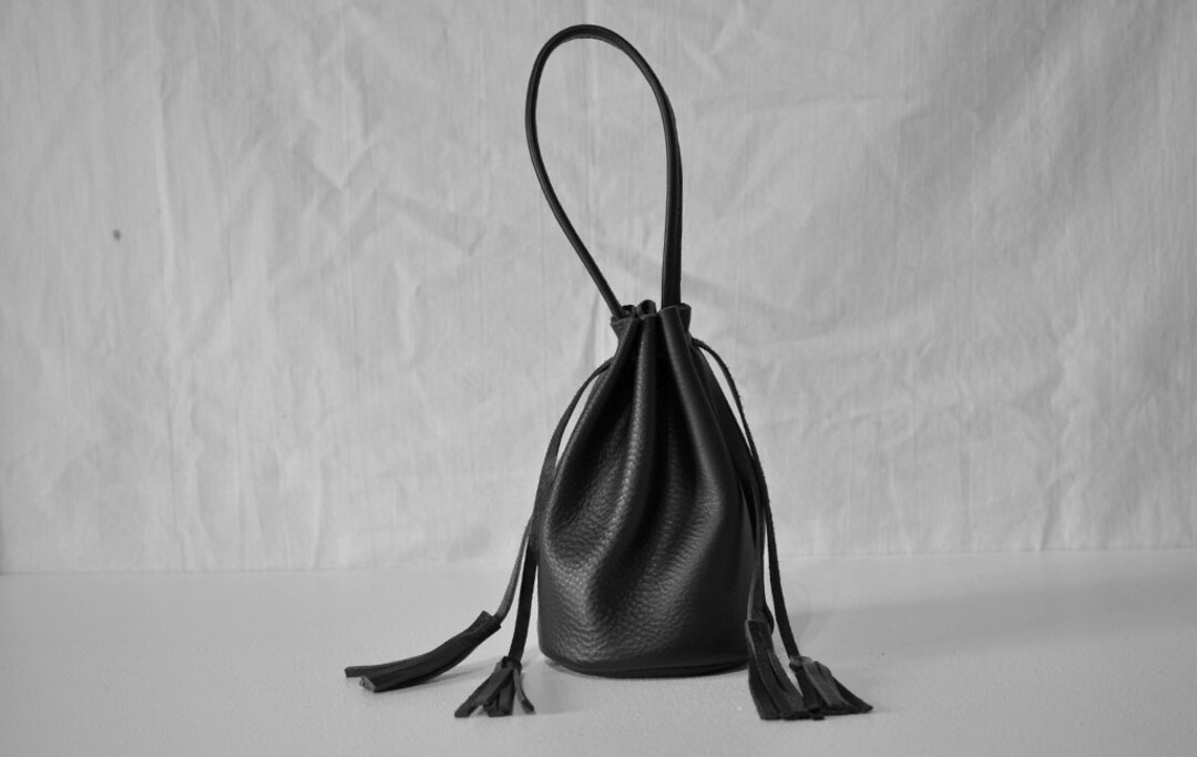 Japanese Style Kinchaku Leather Purse, Bucket Bag Drawstring Bag Smart Purse Women Cinch Bag ...
