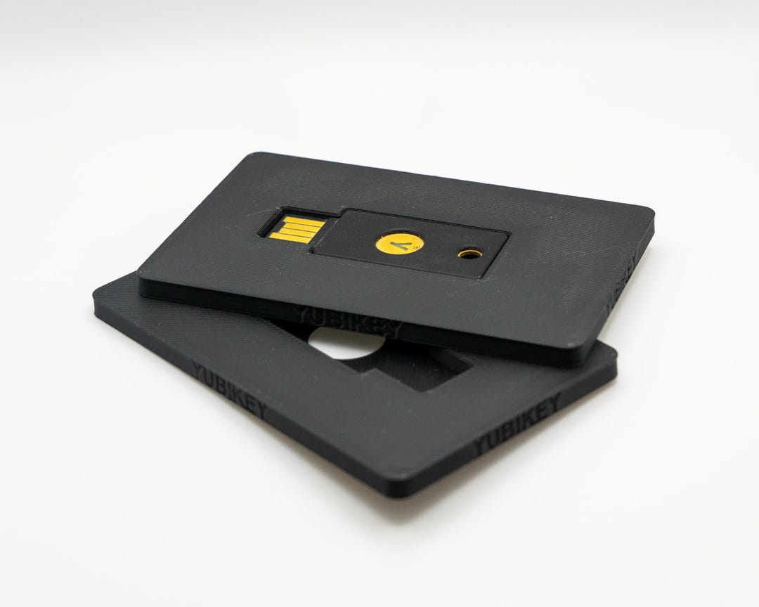 Yubikey 5/5C NFC - Credit Card Holder (2 Pack) - Etsy