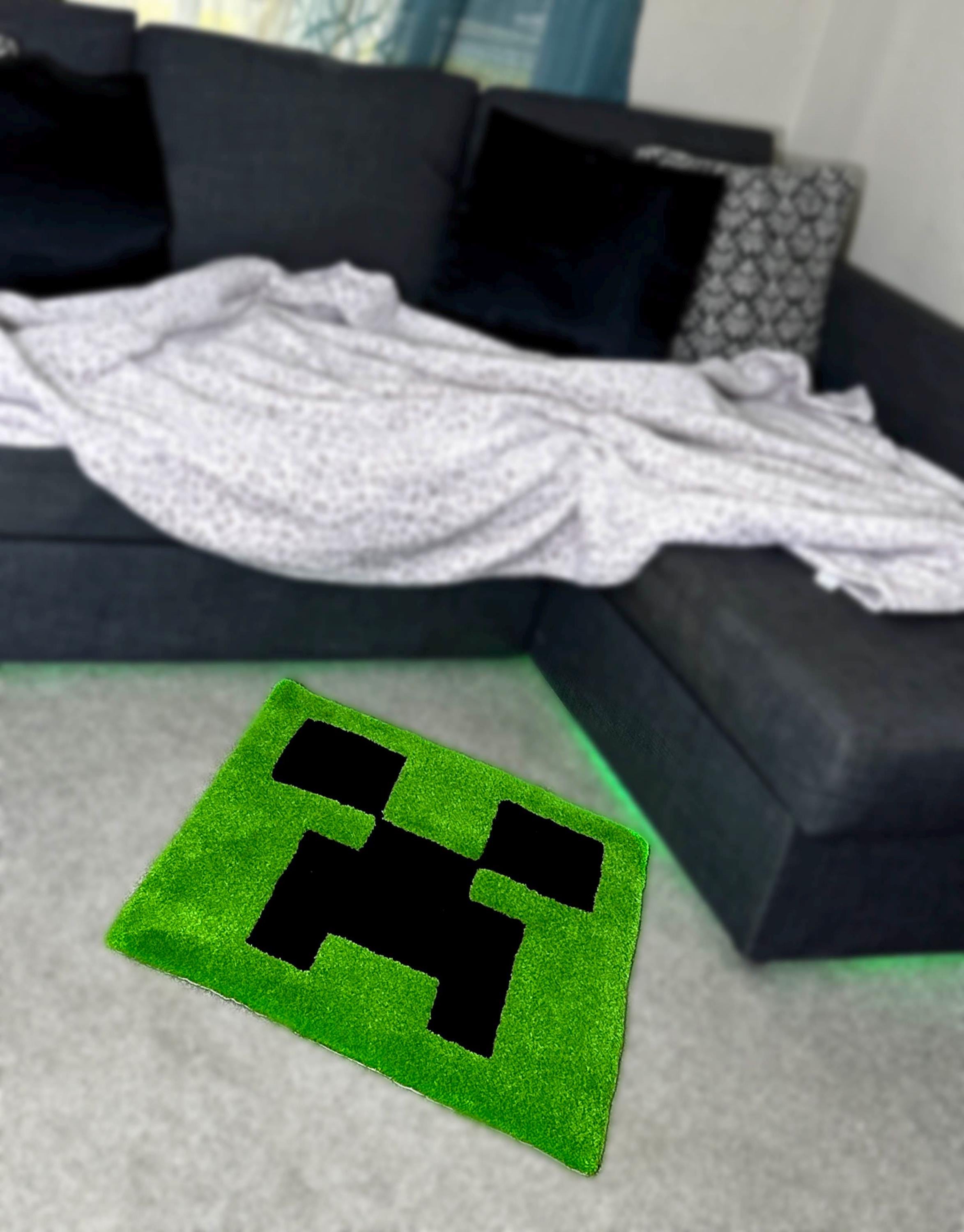 Minecraft Creeper Rug | Handmade | Custom Rug | Very Softy and Cute ...