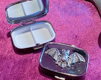 Victorian Bat Pill Box Case Pillbox Holder Trinket Goth Gothic ...