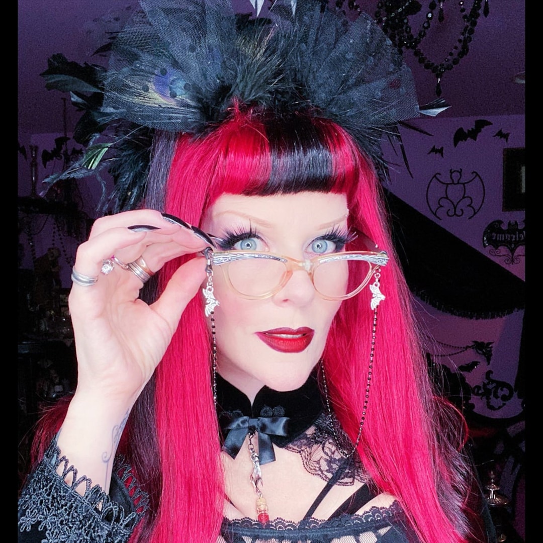 Handmade Granny Chain Rosary Necklace With Silver Bats for Glasses ...